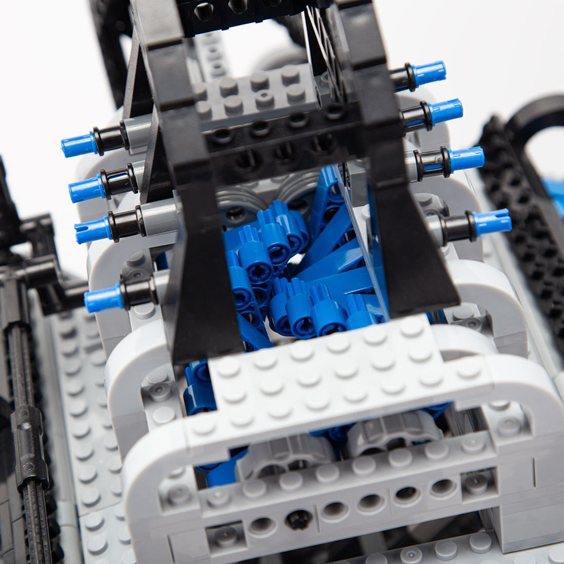 Chevrolet V8 Small-Block Engine First-Generation 400 cu MOC Supercharg ...