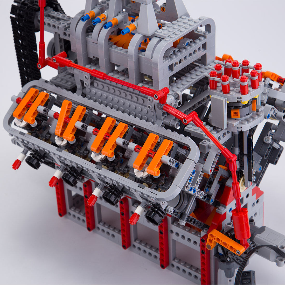 HOLDEN OHV 5.0L V8 Motor MOC Engine Model Building Blocks - 2106PCS ...